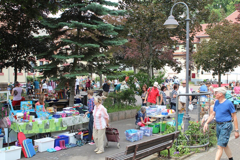 HISTORISCHER HOF- UND STRASSENFLOHMARKT – Förderverein CKS Gustavsburg